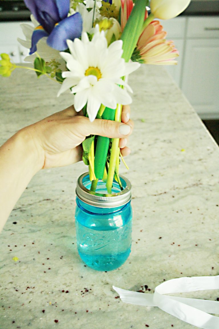 May Day Flower Tradition (she: Darleen) - Or so she says...