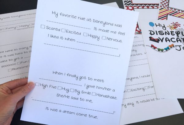 Disneyland Journal - Preserve all the Memories from the Park